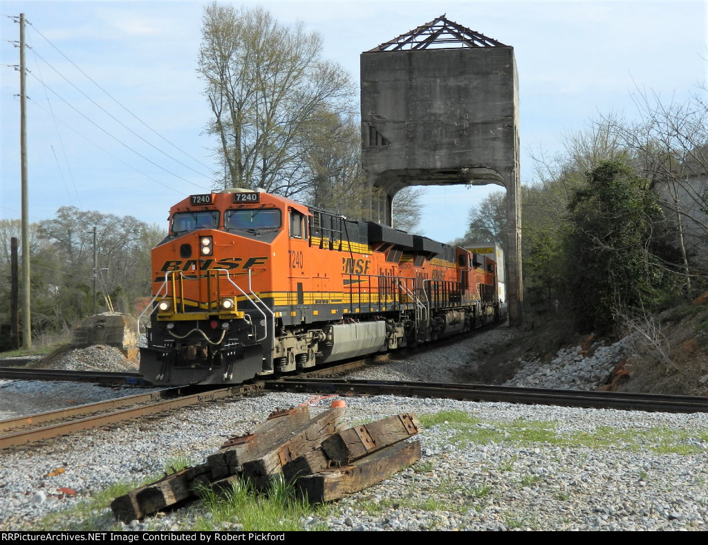 BNSF 7240 (ES44DC) 6830 (ES44C4) 8344 (ES44C4)
